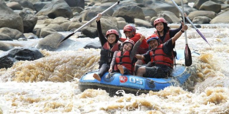 Challenge Lower Progo Rafting - Java Heritage Tour